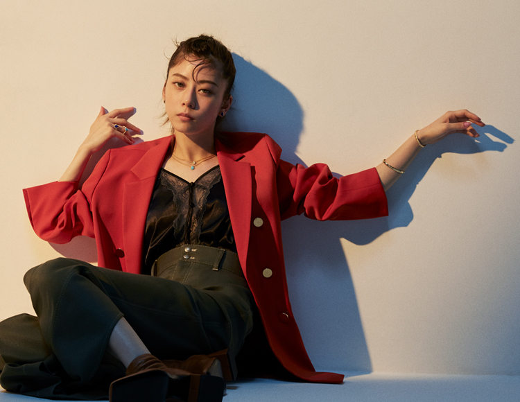 独特の存在感を放つSUMIREが個性は武器と気付いた瞬間